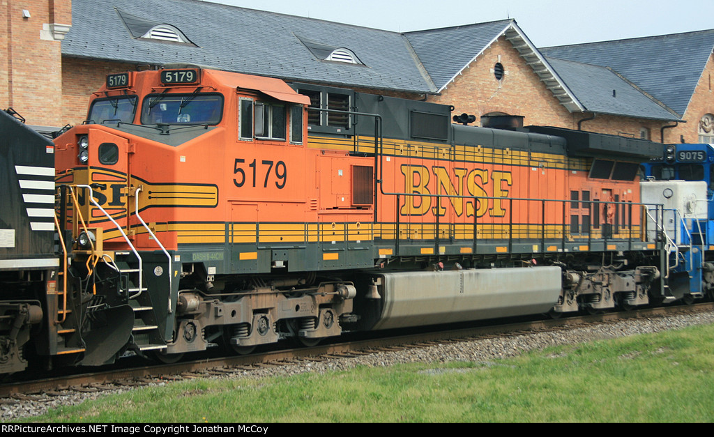 BNSF 5179